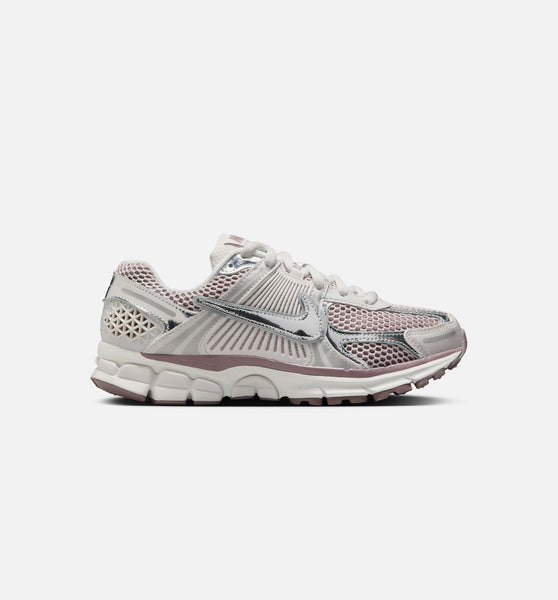 Nike Shoes, Apparel & Accessories | Shop Nice Kicks – Page 2 ...